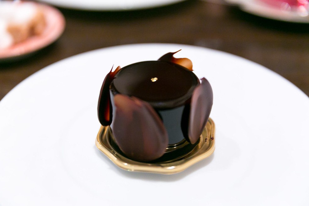 O que é entremet? Saiba mais sobre o delicioso doce francês