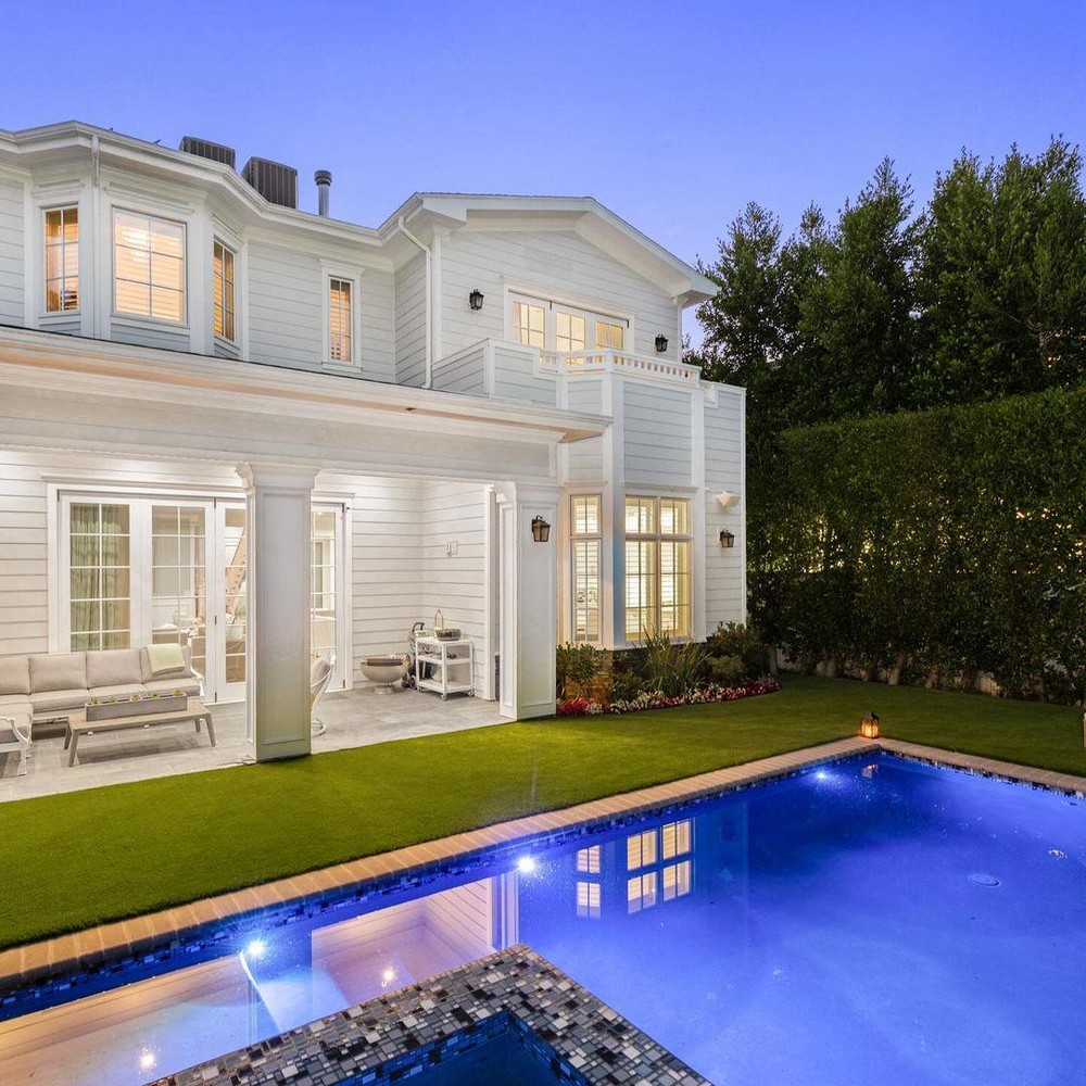 Rebel Wilson coloca casa que usava como escritório na Califórnia por US ...