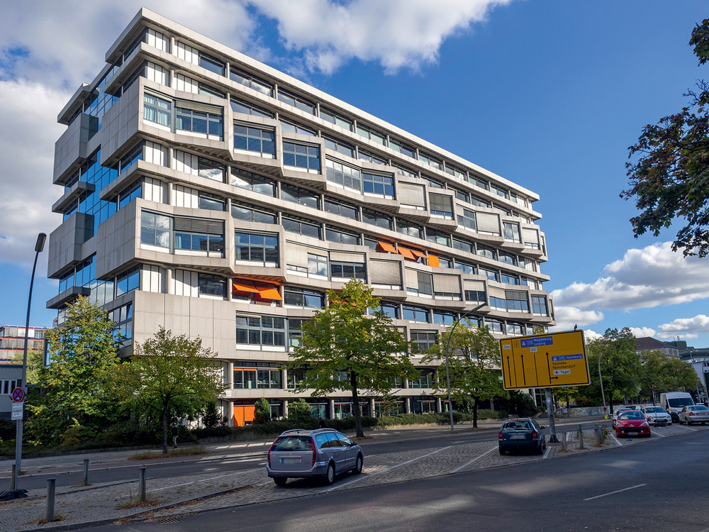 A complexa história de Berlim se reflete em sua arquitetura mista ...