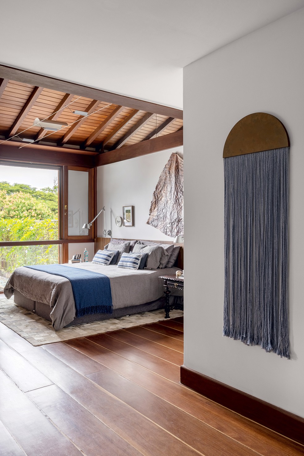 Casa no RJ é tomada de criatividade com obras de arte