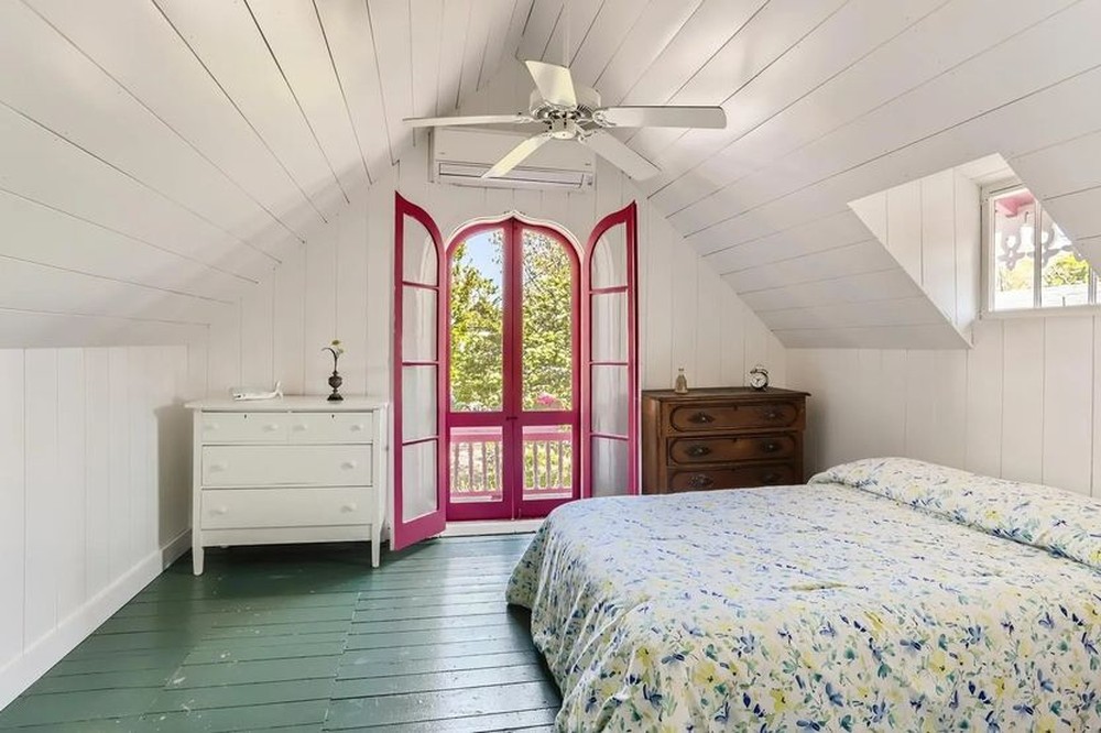 Casinha que lembra 'gingerbread house' está à venda por US$ 875 mil nos ...