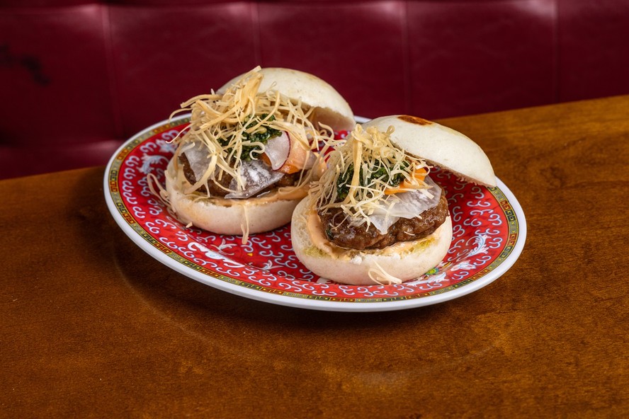 Receita de 'chori bao' recheada com panceta e chimichurri