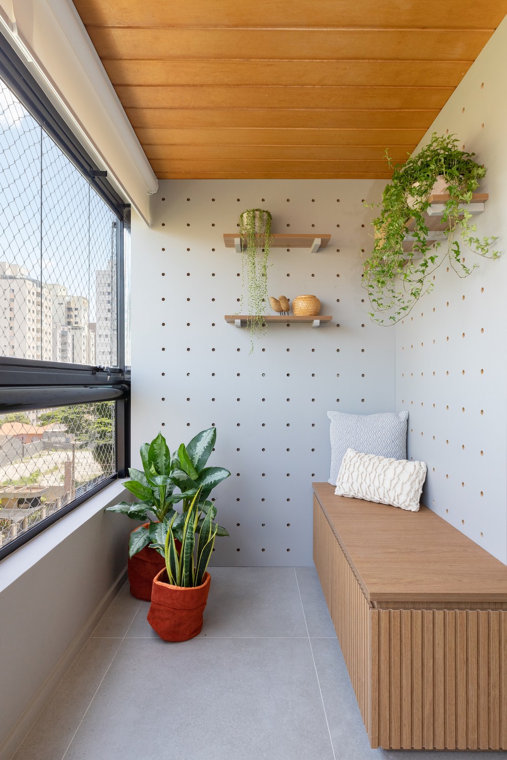 Varandas pequenas: 25 projetos para inspirar a sua decoração ...