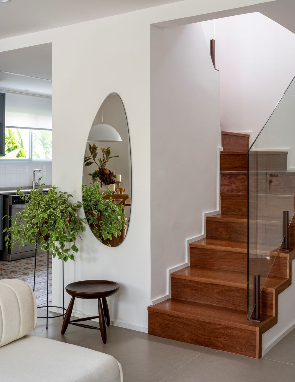 Qual o melhor e mais seguro revestimento para colocar na escada de casa?