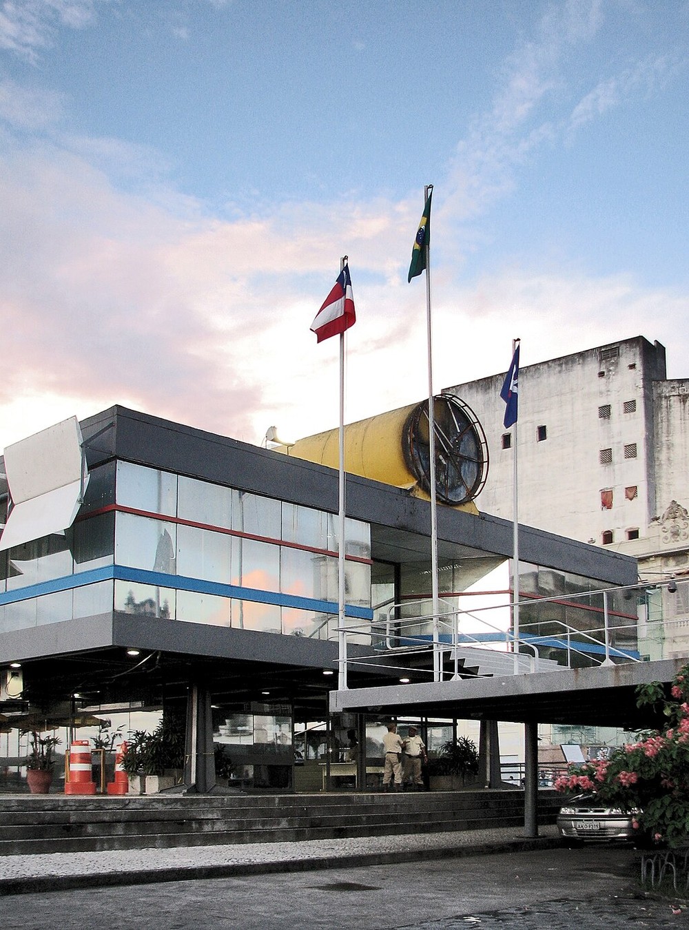 A contribuição de João Filgueiras Lima, o Lelé, para a arquitetura ...