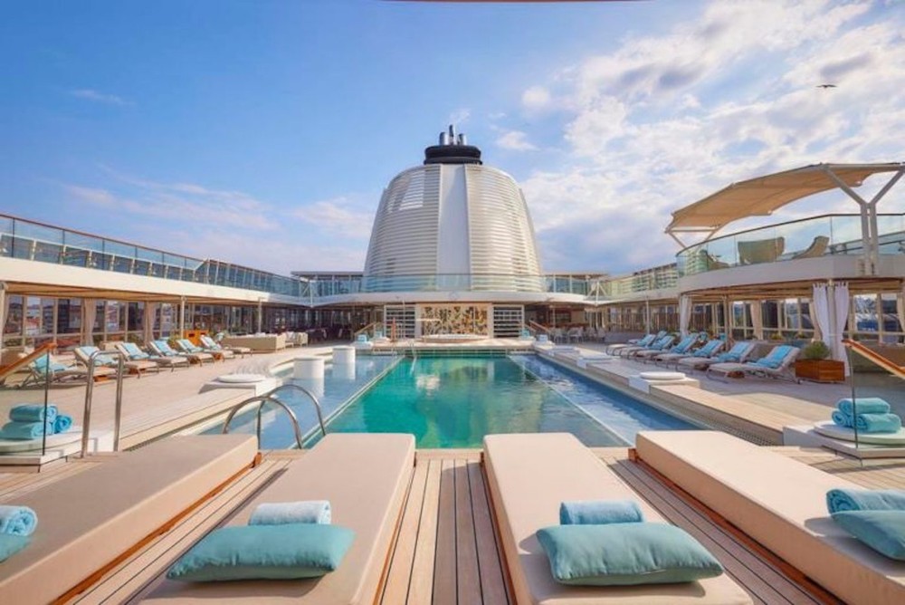 Navio-residência vira lar de milionários com cabines de luxo que custam ...