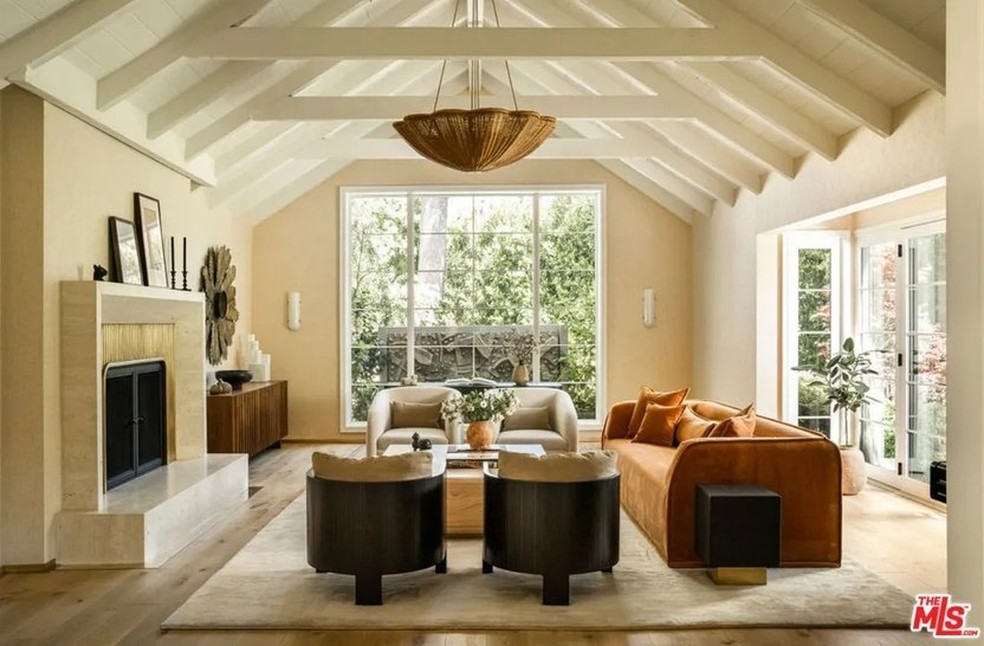 Cameron Diaz coloca à venda propriedade de 6 mil m² em Beverly Hills ...