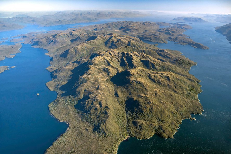 Ilha intocada na Patagônia Chilena com mais de 445 km² está à venda por ...