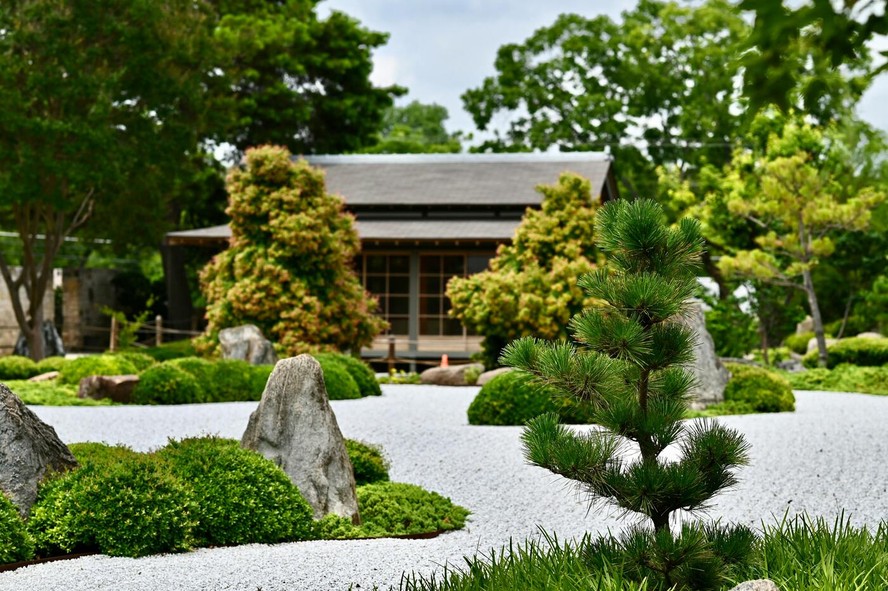 Karesansui: como montar um jardim zen japonês com areia e pedras