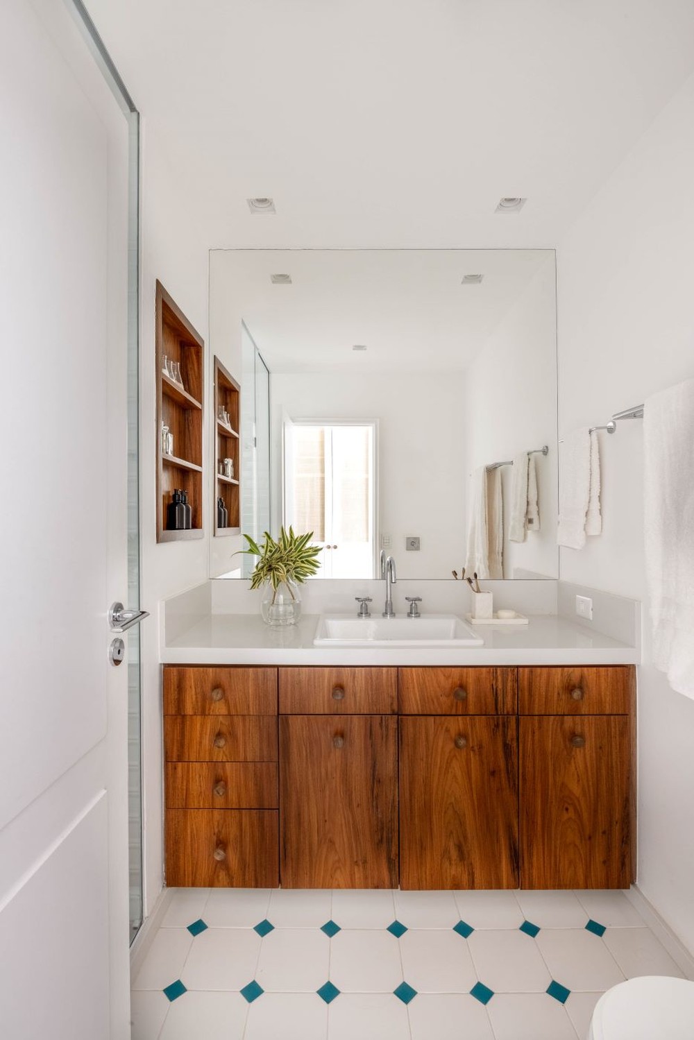 Como escolher o melhor rejunte para o banheiro? Confira dicas