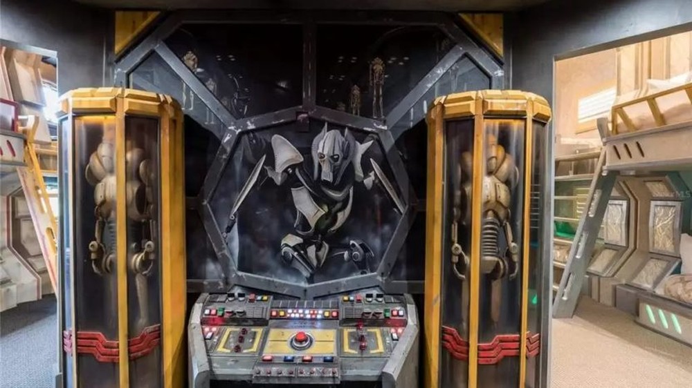 Mansão nos EUA com decoração de Star Wars vale R$ 57 milhões; veja fotos!