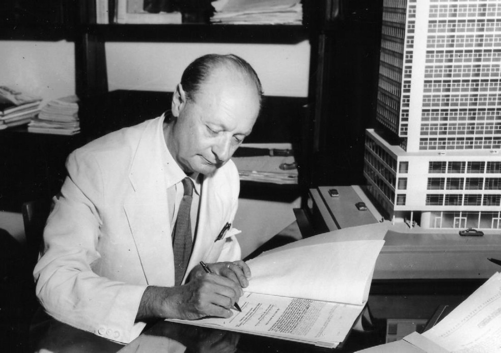 Lucjan Korngold: a vida e os projetos do arquiteto modernista ...
