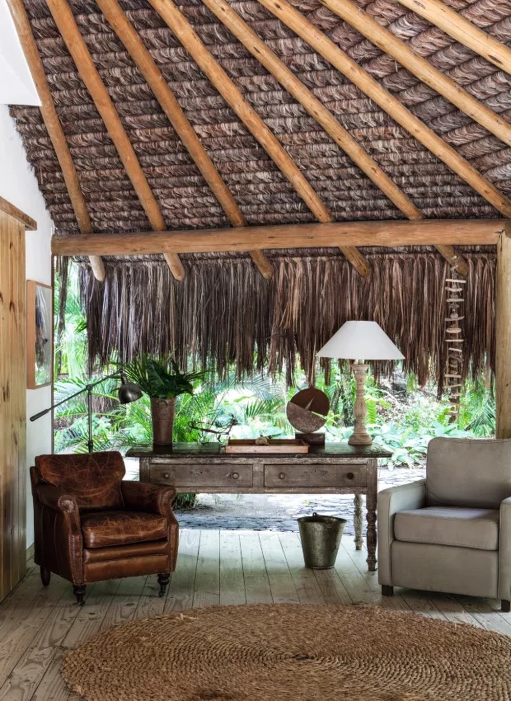 Varanda rústica: 25 ideias que enaltecem elementos naturais