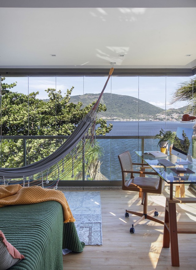 Vista para a Baía de Guanabara, no RJ, foi o ponto de partida deste ...