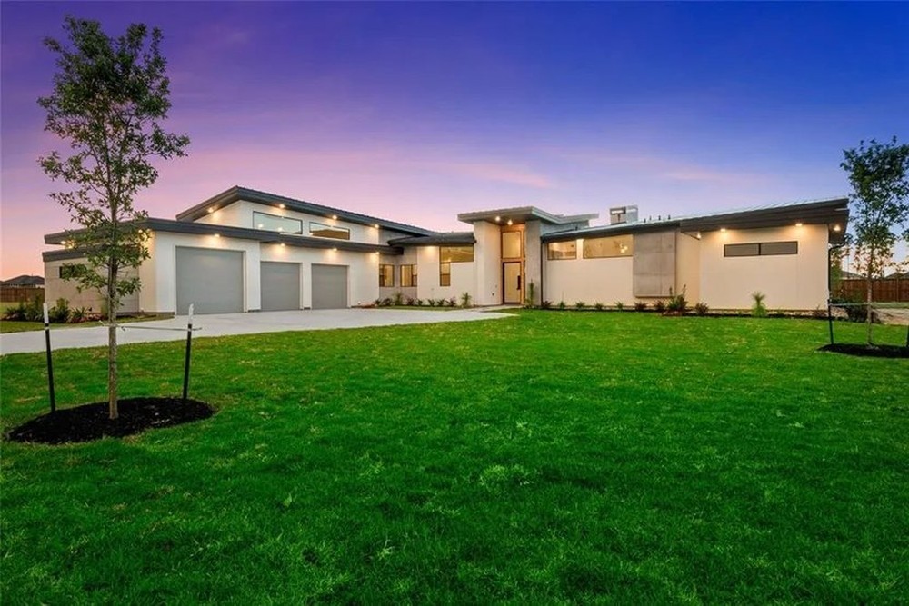 Conheça o portfólio imobiliário da ginasta americana Simone Biles ...