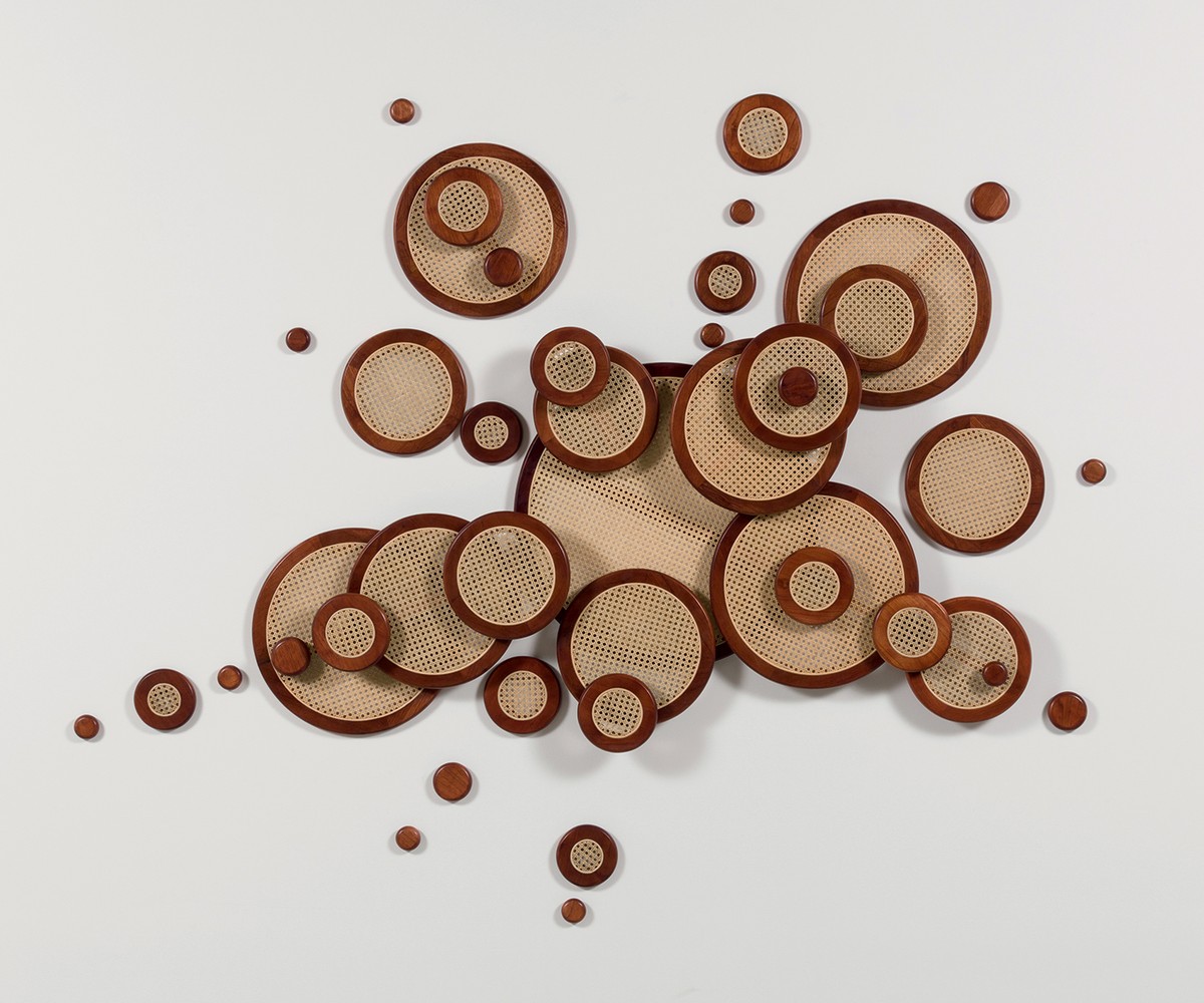 Marco A. Castillo une arquitetura, arte e design em suas obras