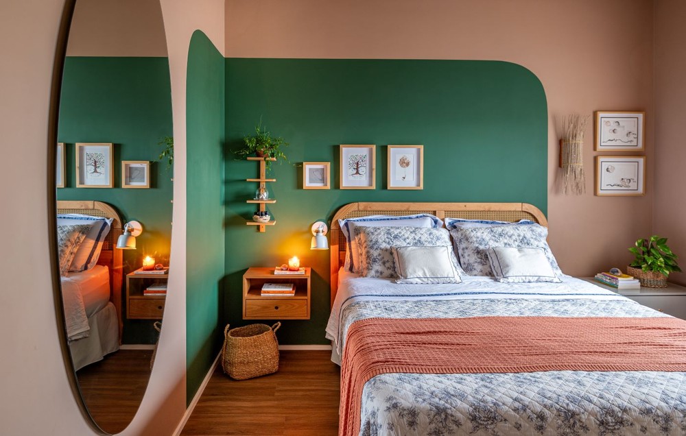 13 quartos de casal coloridos para se inspirar e alegrar o ambiente!