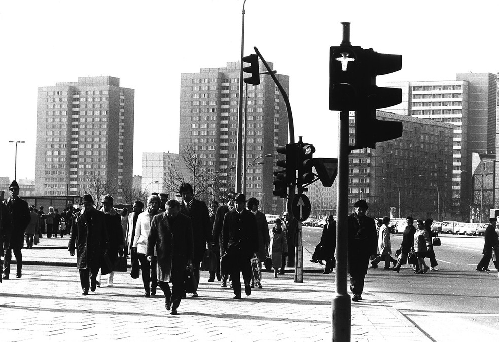Ampelmännchen: a história e a importância dos semáforos de bonecos em ...