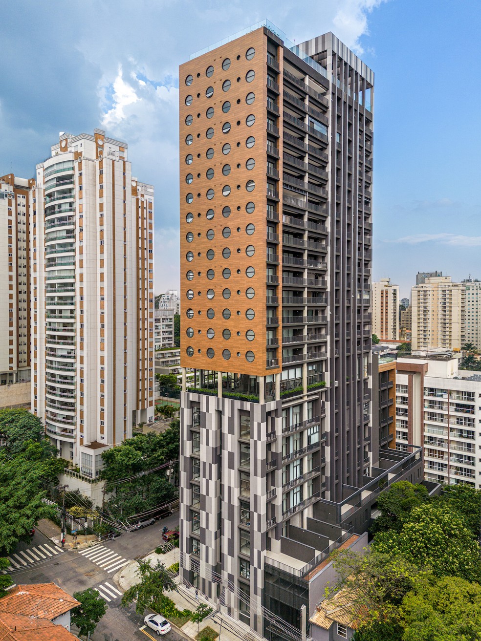 Elementos modernistas e design inspirado na moda marcam novo prédio em ...