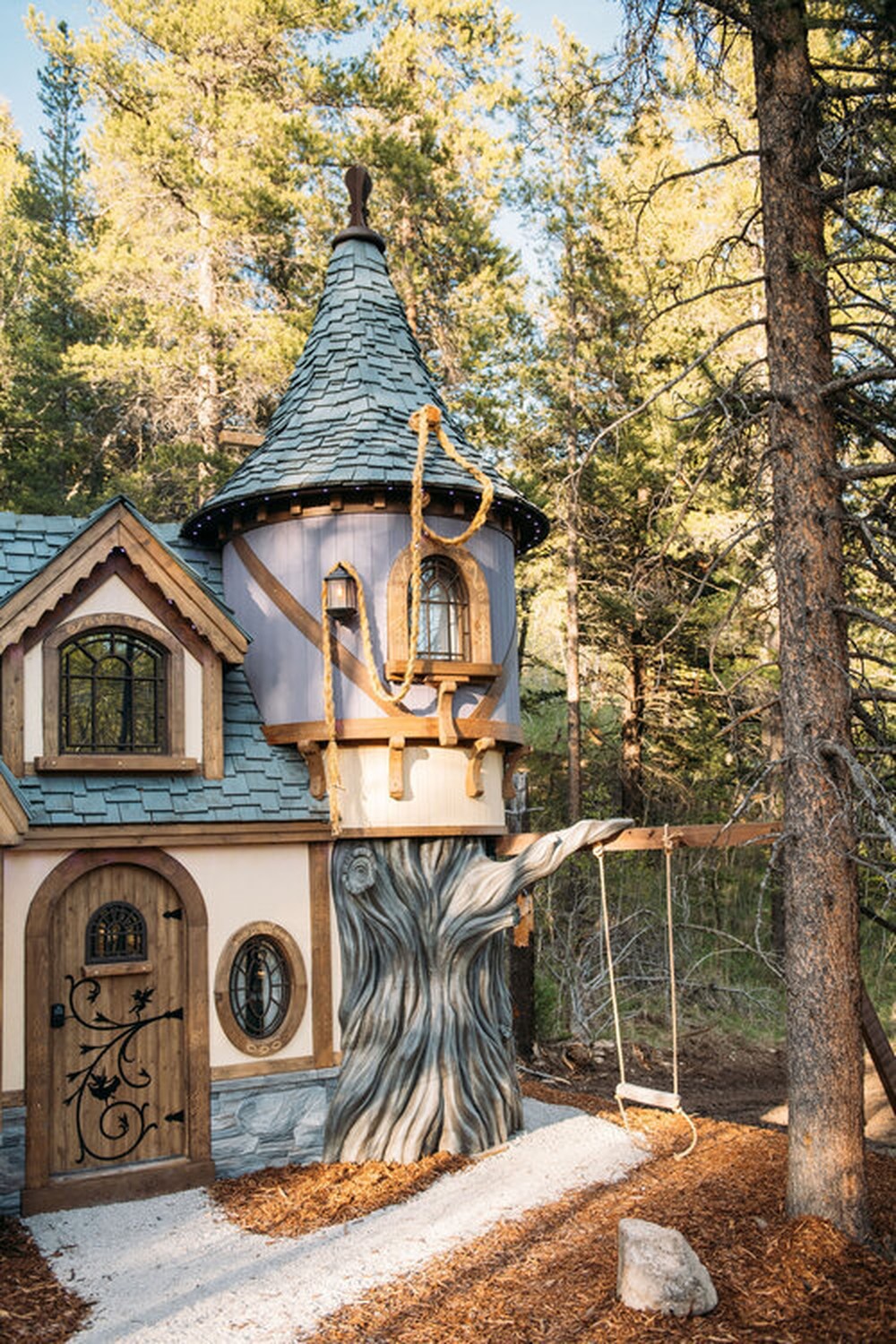 Hotel oferece versão da torre da Rapunzel para hospedagem no Canadá
