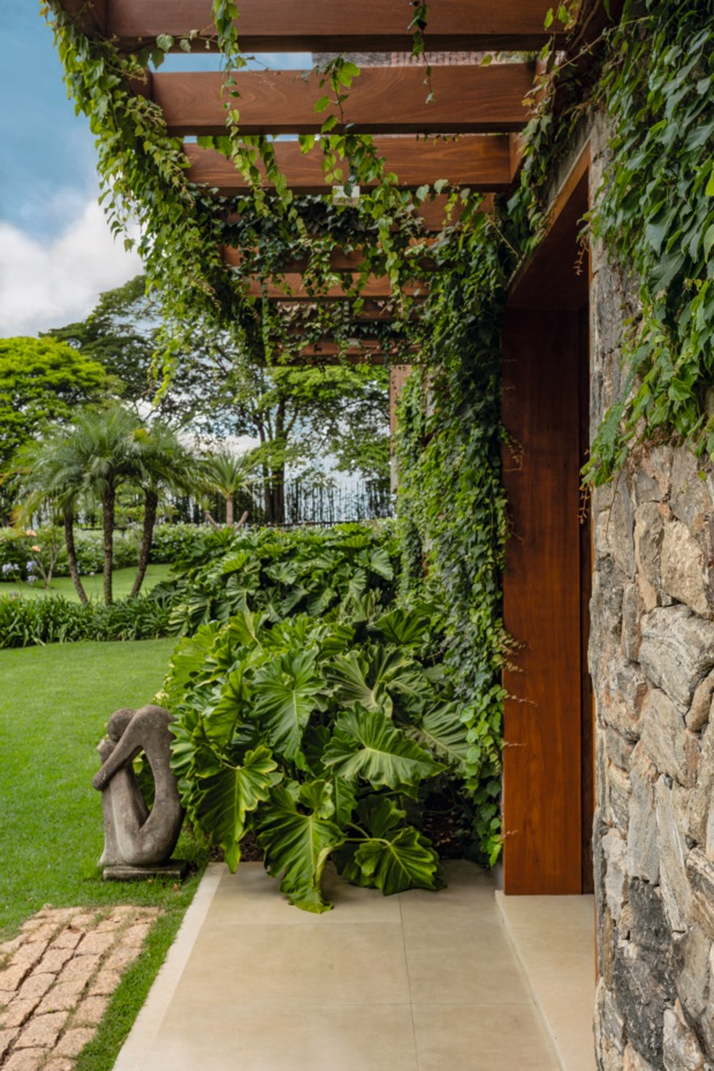 Jardim na frente de casa: 68 fotos e ideias para montar o seu ...