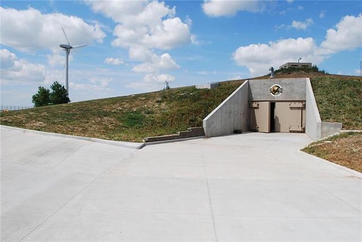 Bunker mais luxuoso do mundo: abrigo nuclear de R$ 174 milhões tem ...