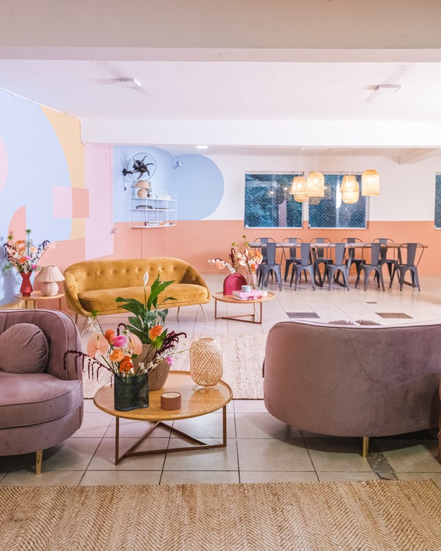 Reforma alegra casa de acolhida para mulheres trans e travestis em SP