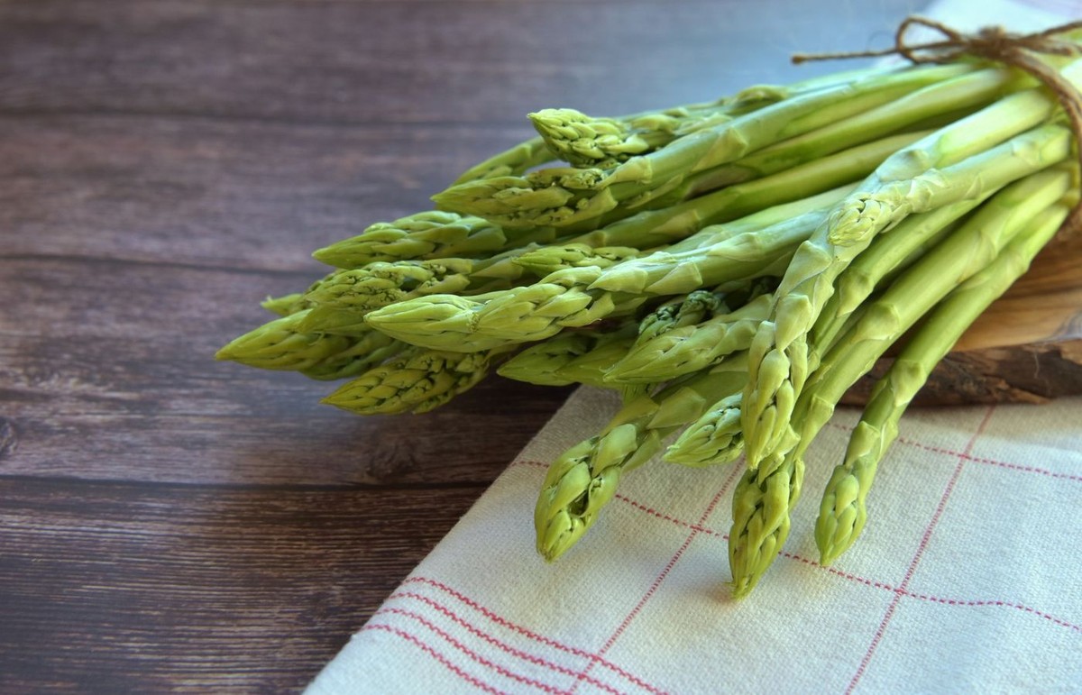 Aspargo: aprenda a plantar a hortaliça mais nobre do mundo
