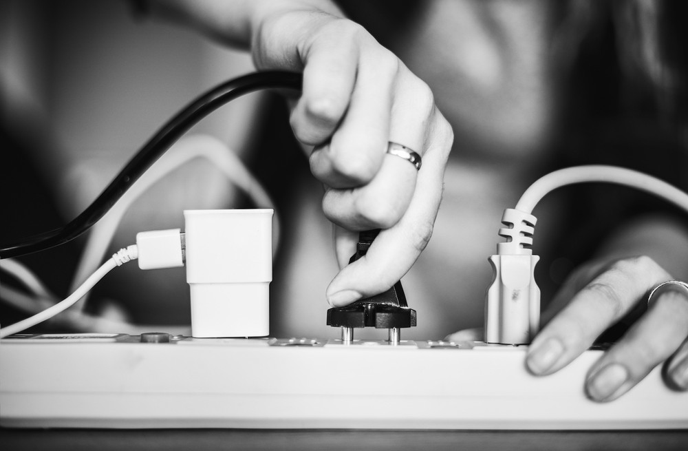 Dicas práticas para escolher tomadas elétricas seguras