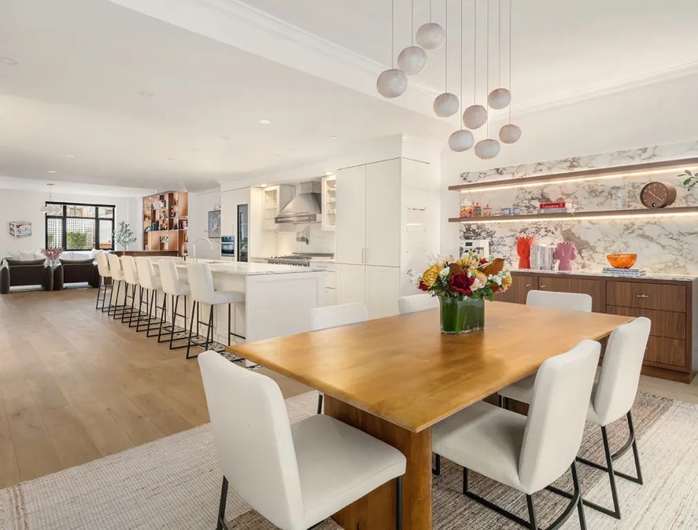 Antigo apartamento de Joe Jonas em NY está à venda por mais de R$ 35 ...
