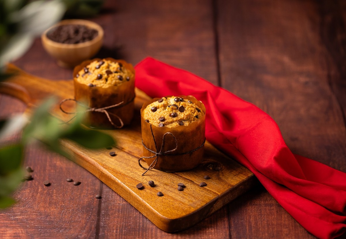 Receita simples e saudável de mini chocotone com colágeno em pó