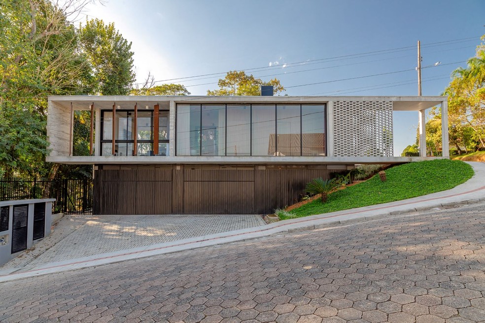 Fachada com cobogós: dicas, benefícios e ideias de 12 projetos para te ...