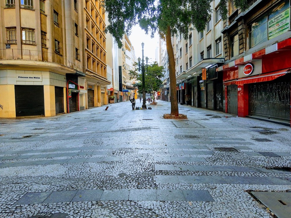 Quase 3 anos depois, relembre cidades e pontos turísticos vazios na ...