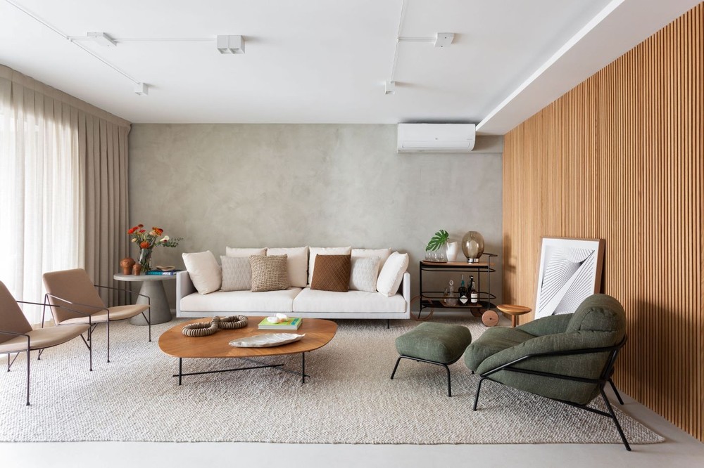 Muxarabi permite iluminação natural em sala de jantar sem janelas