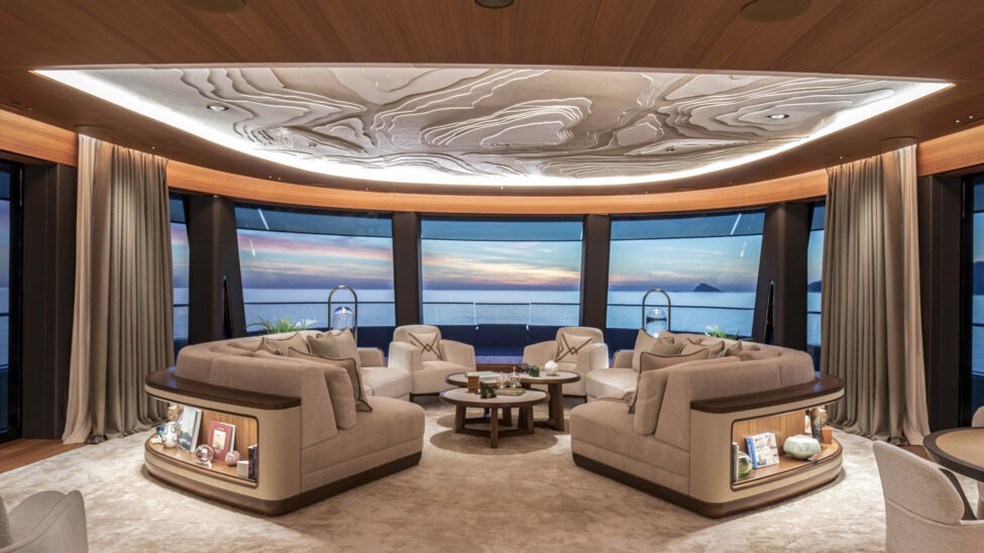 Barco luxuoso de R$ 550 milhões é eleito Iate do Ano de 2023; veja ...