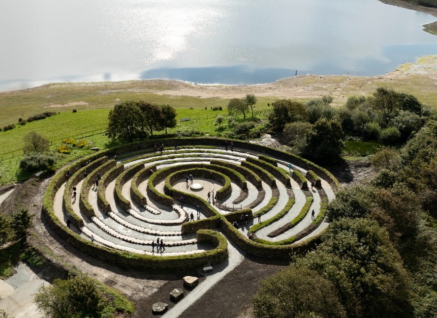 Maior labirinto do mundo resgata tradição inglesa de cercas-vivas