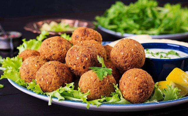 Comida halal: conheça os alimentos permitidos pela Lei Islâmica