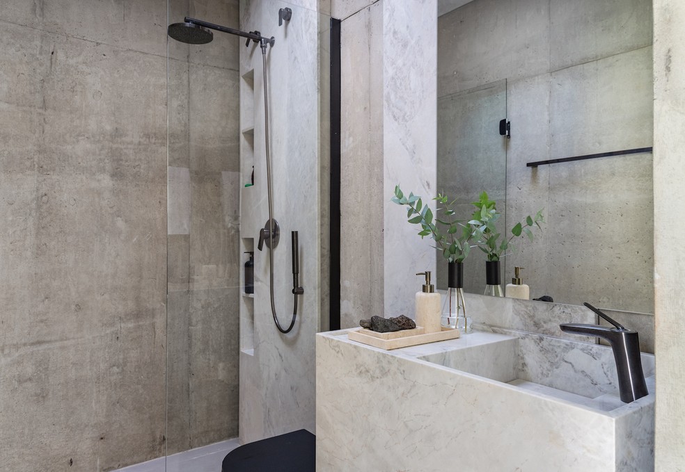 Casa tem design escultural para valorizar a natureza e o bem-estar