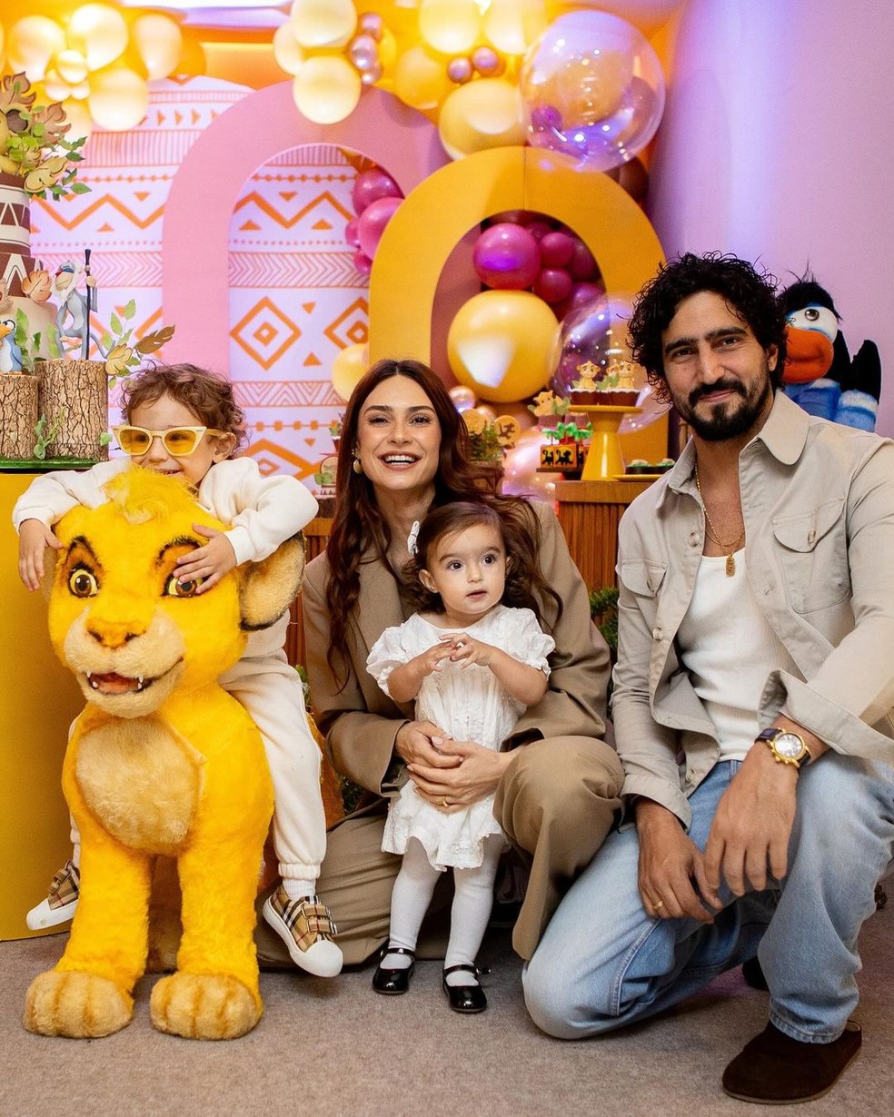 Thaila Ayala abre álbum de fotos do aniversário do filho com decoração ...