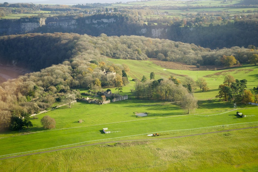 Mansão histórica que inspirou romance de Jane Austen está abandonada há ...