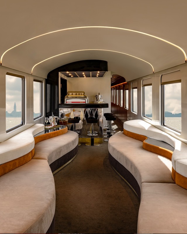 Icônico e luxuoso Expresso do Oriente faz sua viagem inaugural na Itália