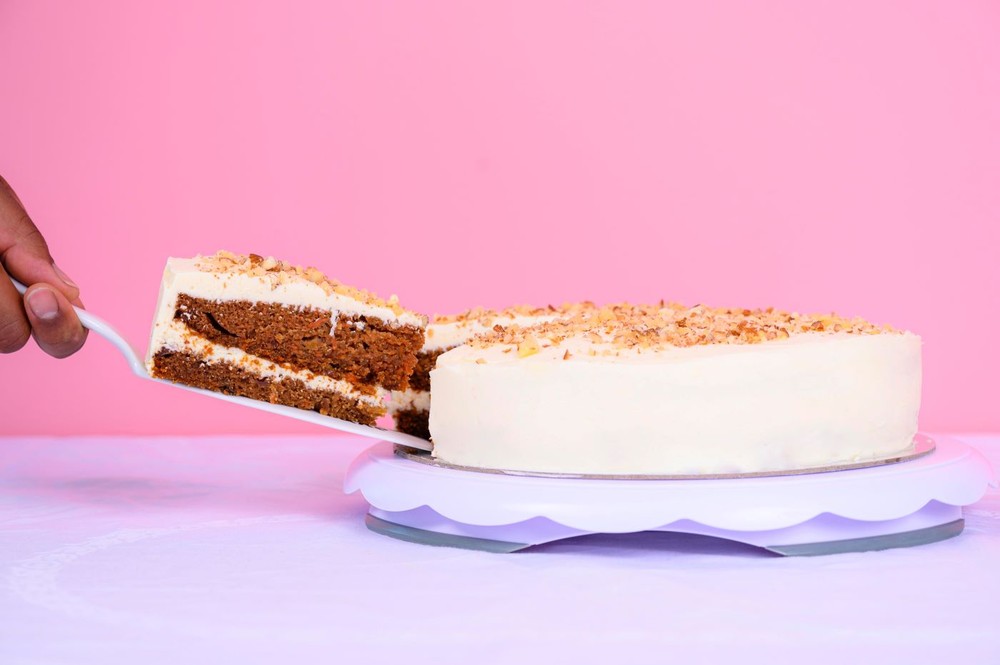 Por que damos o 1º pedaço do bolo de aniversário para quem mais gostamos?