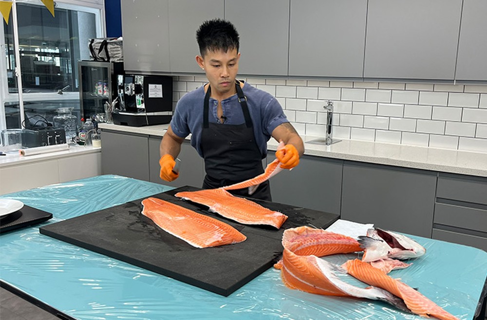 Chef canadense quebra recorde em desafio e cria o sanduíche mais fino ...