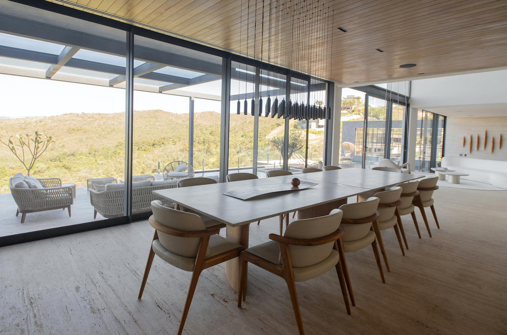 Bella Falconi mostra sua nova mansão em BH no alto das montanhas com ...