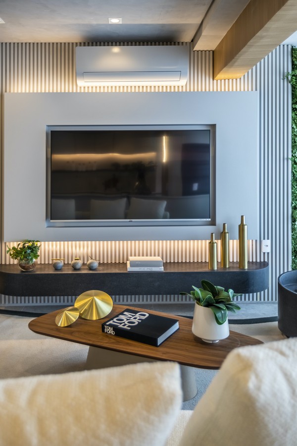 Influenciadora virtual de Sabrina Sato ganha apê moderno e tecnológico com décor japandi ...