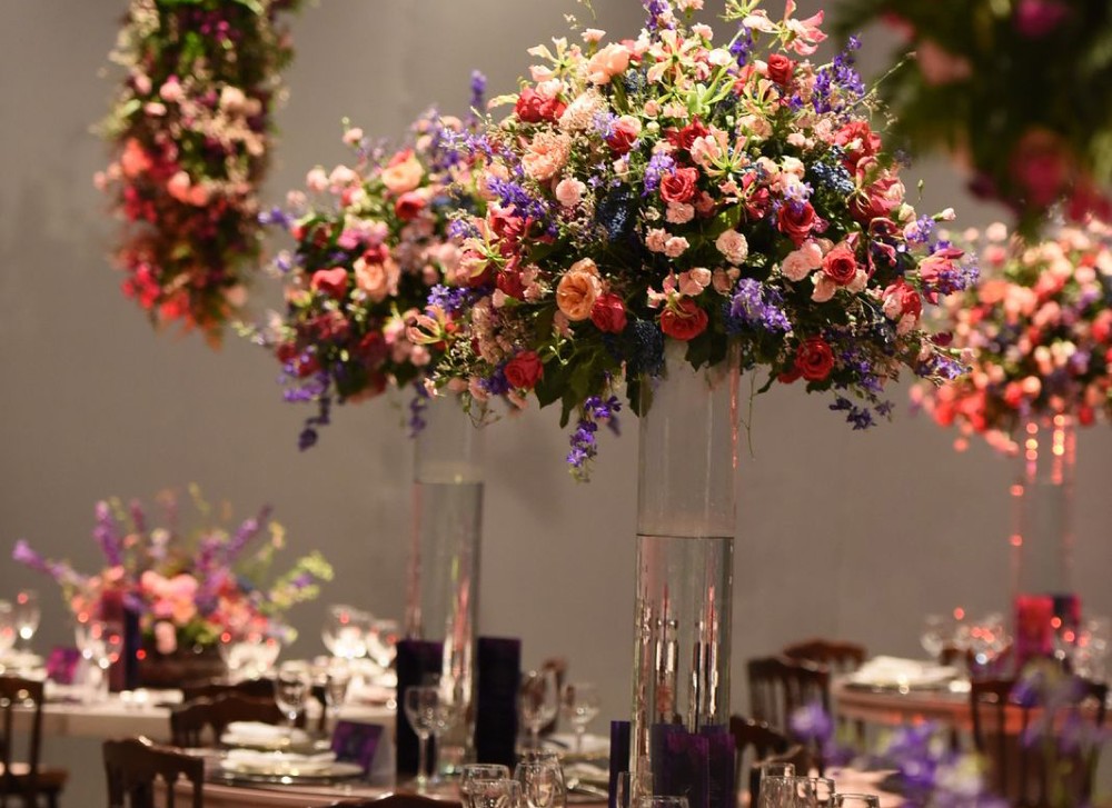 6 dicas para encontrar flores baratas e compor arranjos de casamento