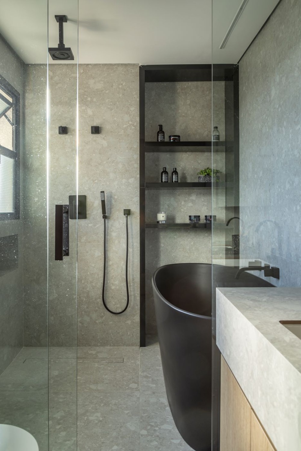 O que é shaft no banheiro e por que ele pode salvar sua reforma