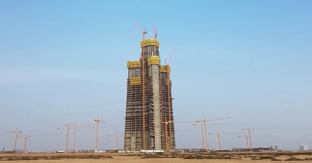 Construção do prédio mais alto do mundo recomeça após 5 anos parada