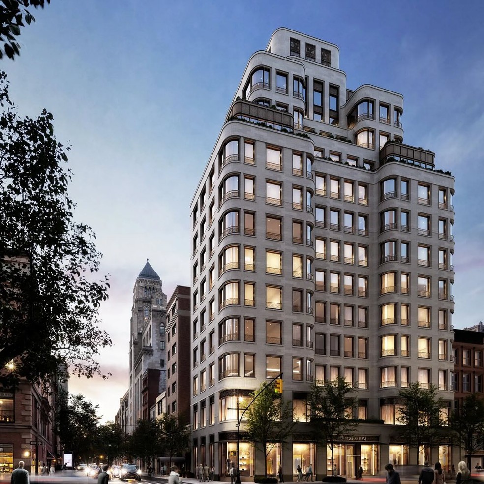 Giorgio Armani compra apartamento em prédio que leva o seu nome por ...