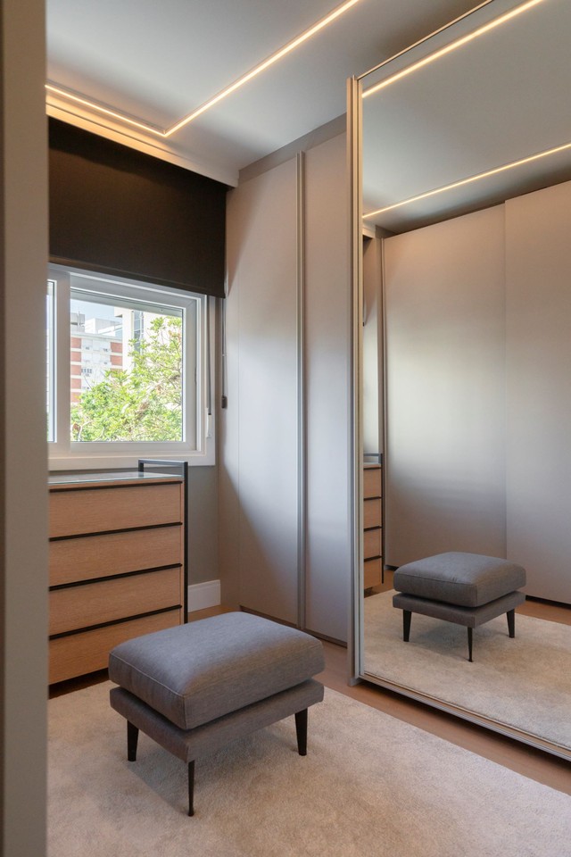 Decoração de apê reflete estilo de vida de casal que adora cozinhar e ...